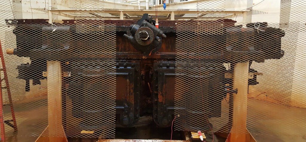 Last week's team effort on USS Monitor's main engine - The Mariners ...