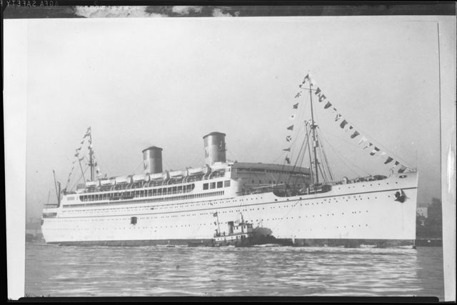 Roscoe Turner: A Barnstorming Aviator - The Mariners' Museum and Park