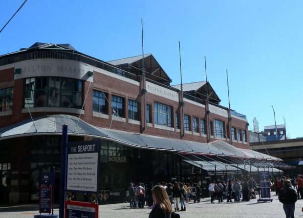 Fulton Fish Market: A New York City maritime landmark - The Mariners ...