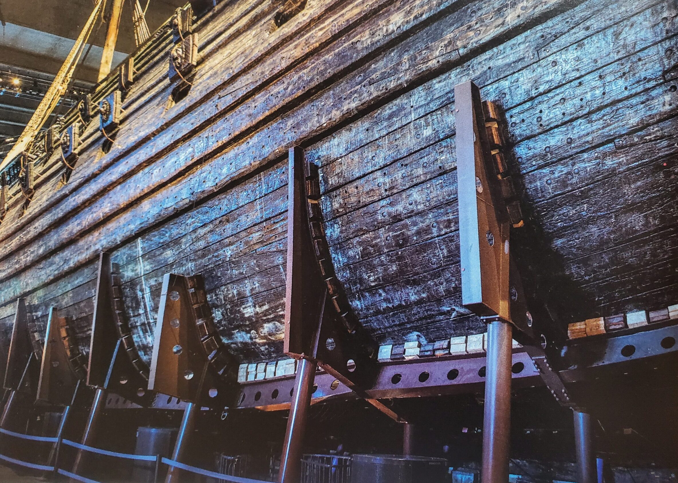 Water in things, things in water: How to deal with waterlogged wood ...